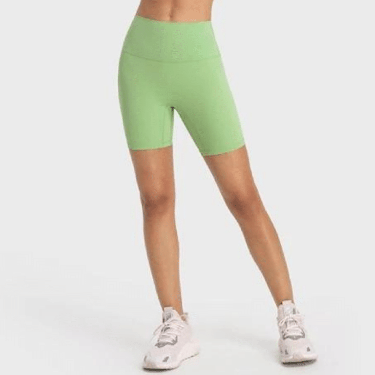 לגלות את Lululemon: כשסטייל, נוחות וספורט נפגשים - MAYERS